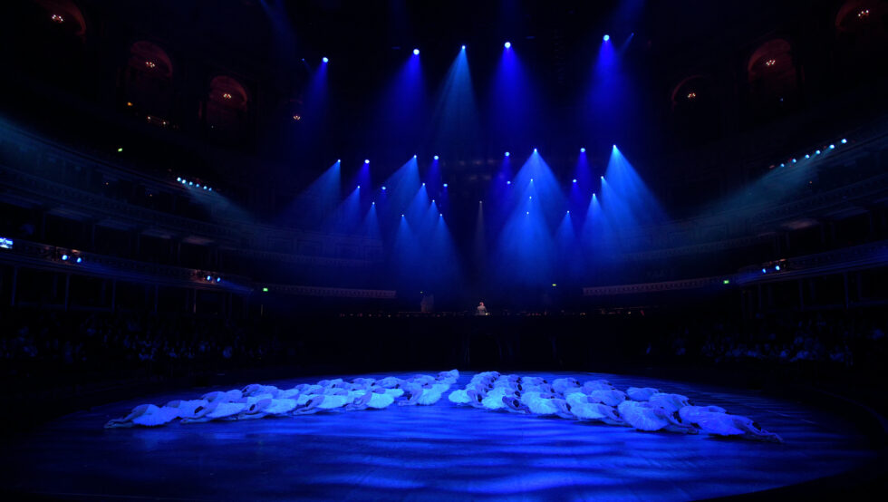 Inside English National Ballet's "Swan Lake" In the Round at Royal ...