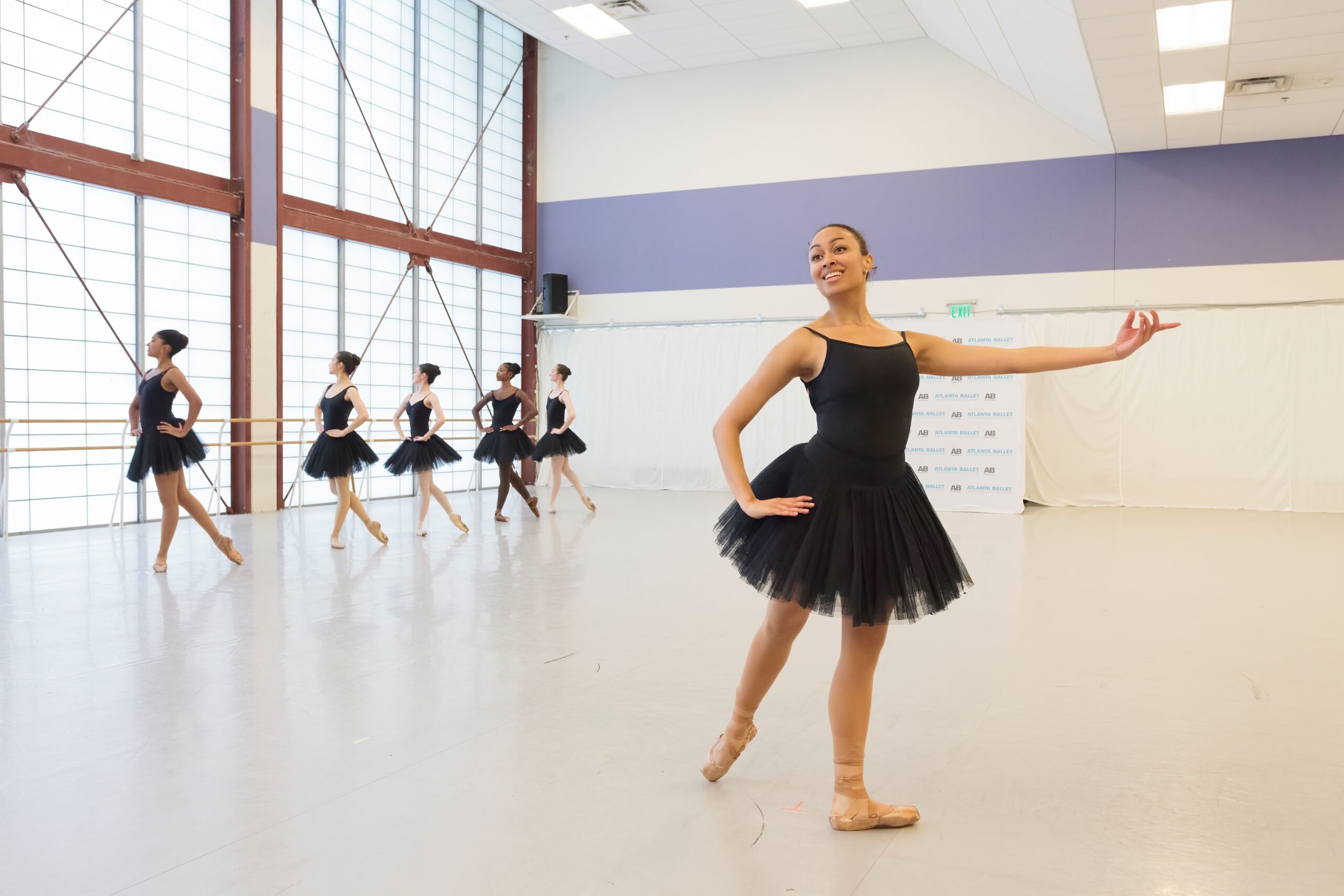 At Atlanta Ballet, Students Get a Leg Up Professionally by Working With ...