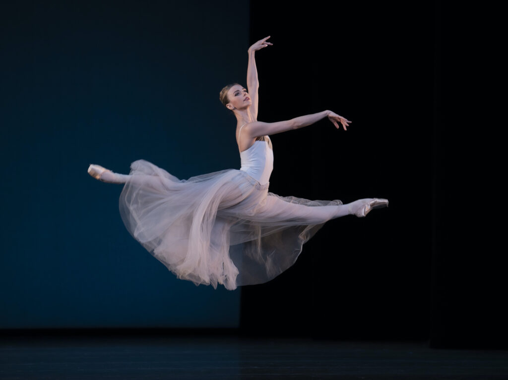 3 Dancers Share Their Pregnancy Workouts and Wellness Routines - Pointe ...